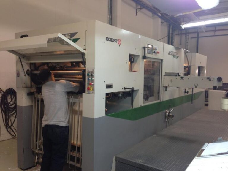 Die Cutting / Die Scoring - E&M Bindery & Finishing, Inc.
